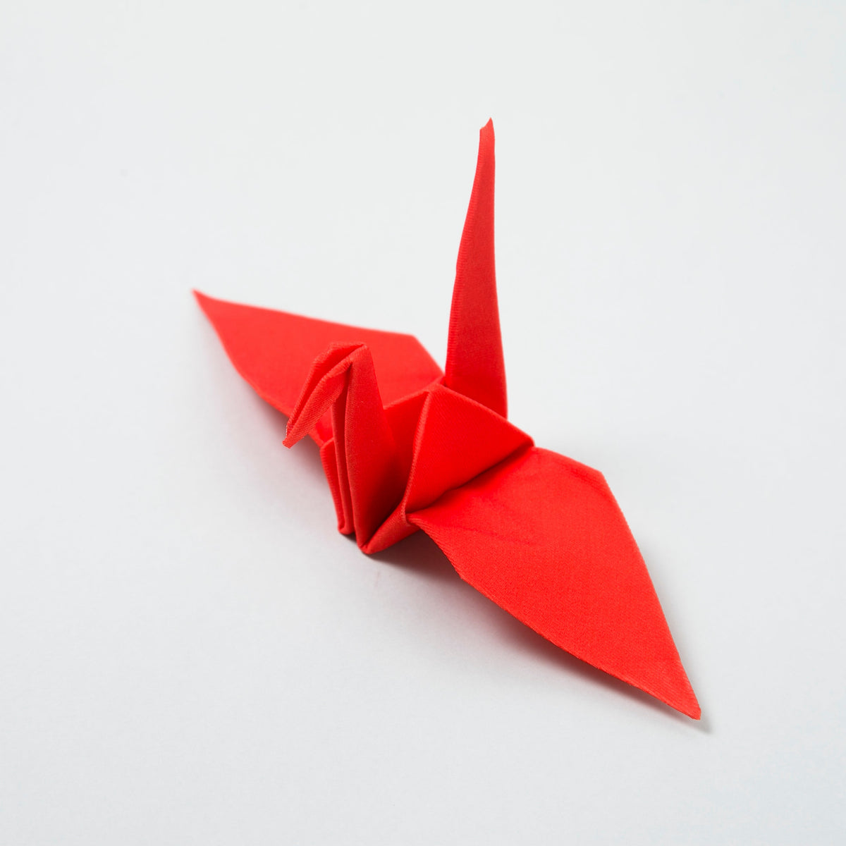 Peti Peto Red Origami Crane Lens Cloth – Orient: Homeware + Gifts